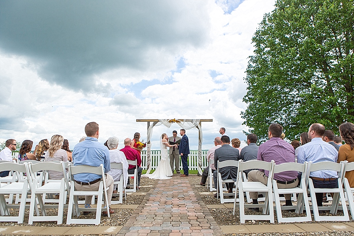 Corey + Melinda : A Sparrow Hill mini wedding | thesparrowhill.com